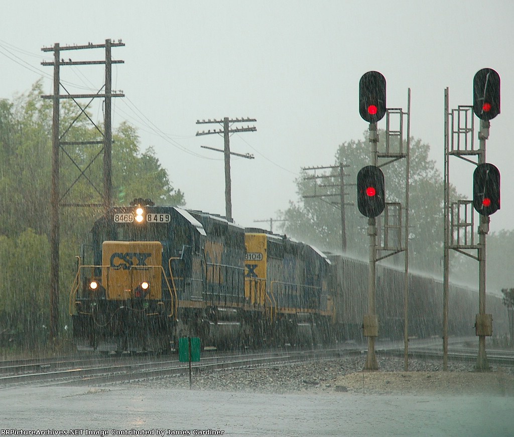 G89427 in a heavy downpour